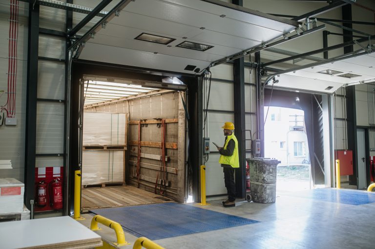 4 Ways to Keep Your Loading Dock Safe | Bode Equipment Company